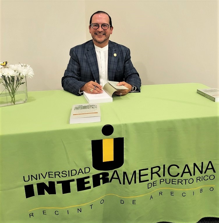 Presentan reciente libro de José Luis Colón González en UIA Arecibo ...