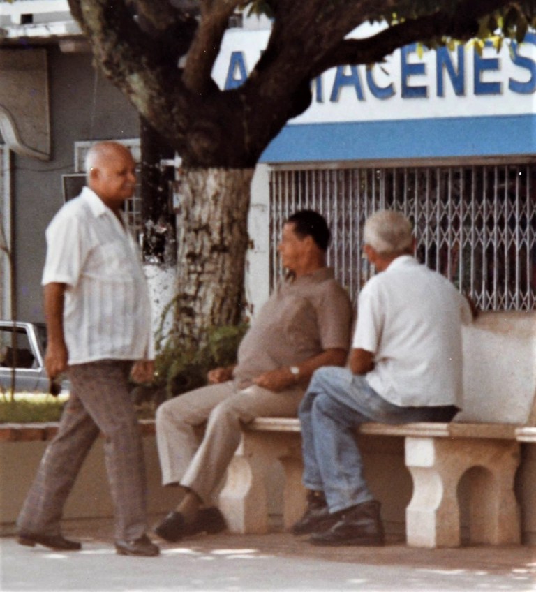 Personajes típicos de Vega Baja fotografiados por Edgardo (Egui) López ...