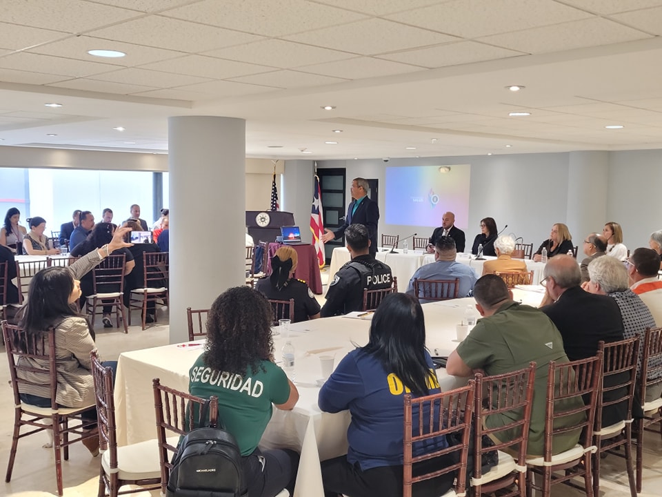 Actualidad Política: Luz en el panorama lejano, sombras en el patio ...